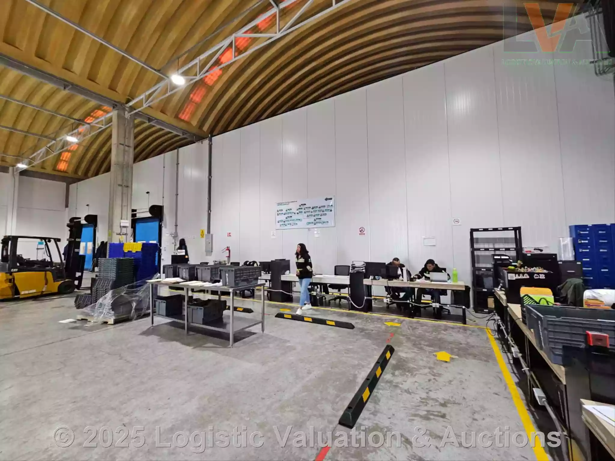 Logistic Valuation & Auctions