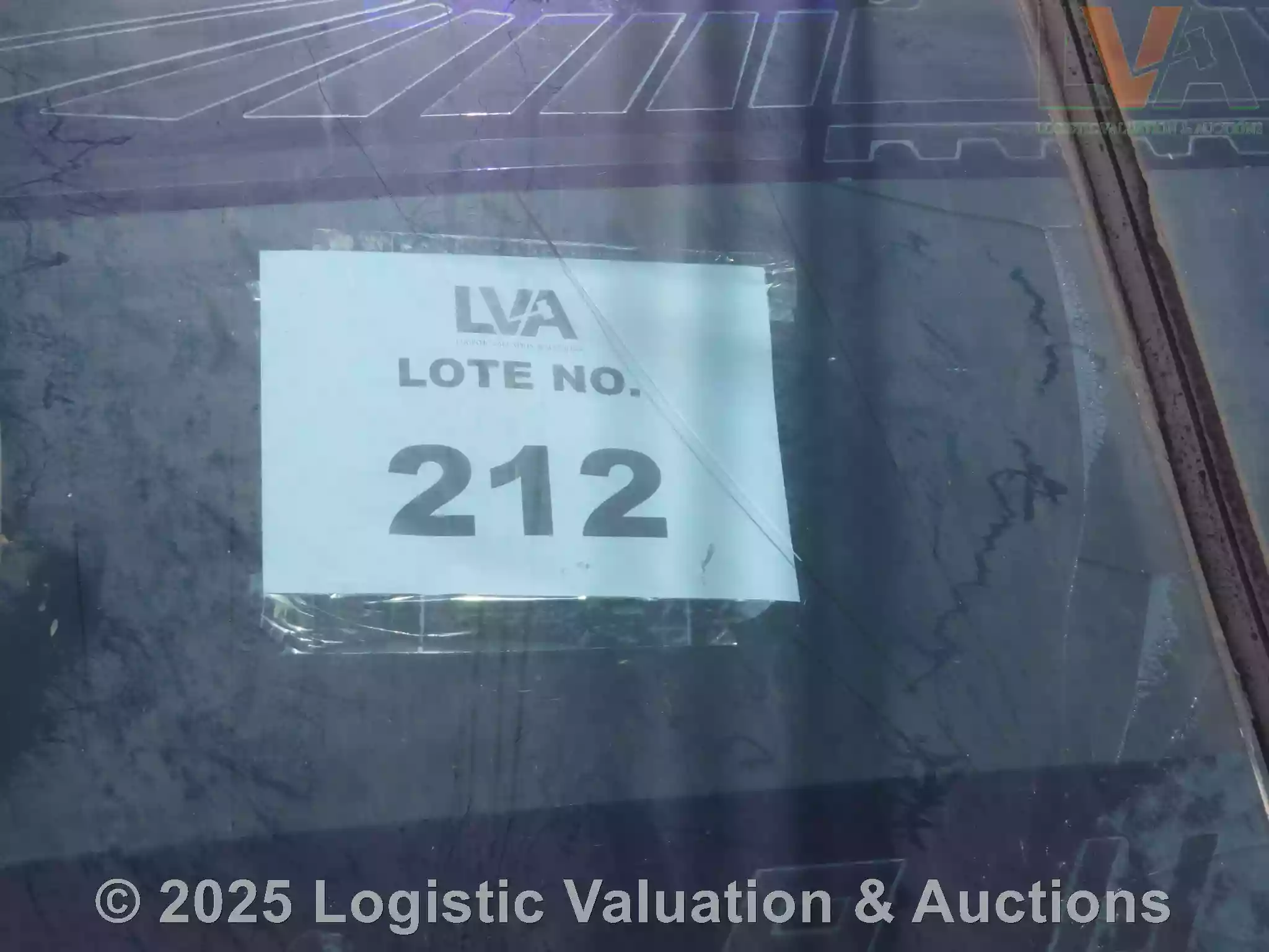 Logistic Valuation & Auctions