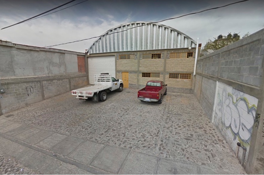 Logistic Valuation & Auctions