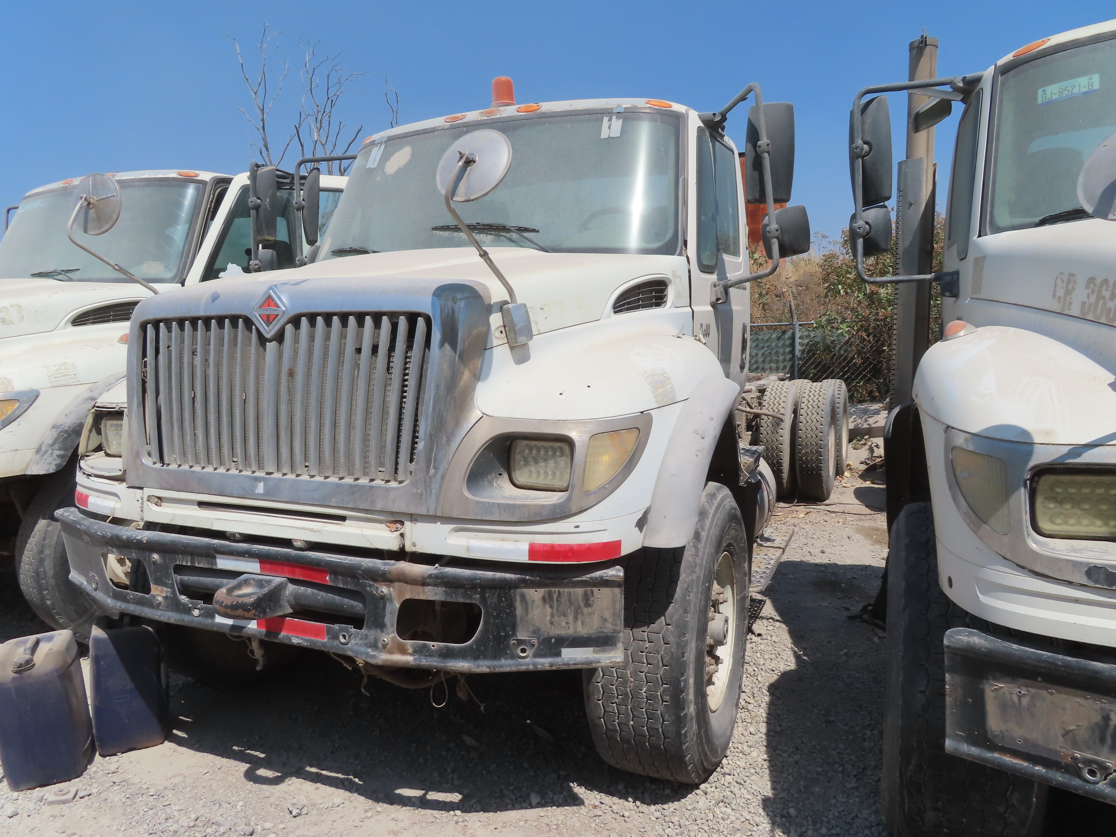 Logistic Valuation & Auctions